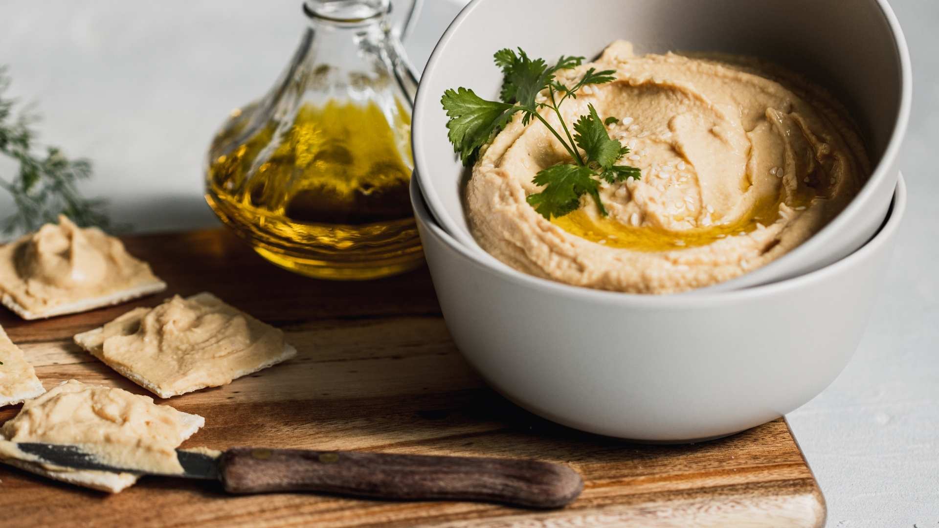 Best Hummus Recipe (Instructions & Suggestions) - Mamafatma